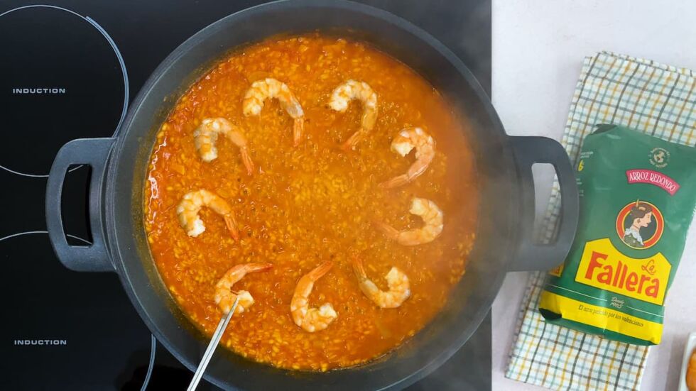 Arroz con Langostinos: Receta Fácil y Deliciosa | La Fallera